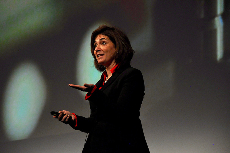 Prof. Lipson gave a plenary talk at the World of Photonics Congress ...